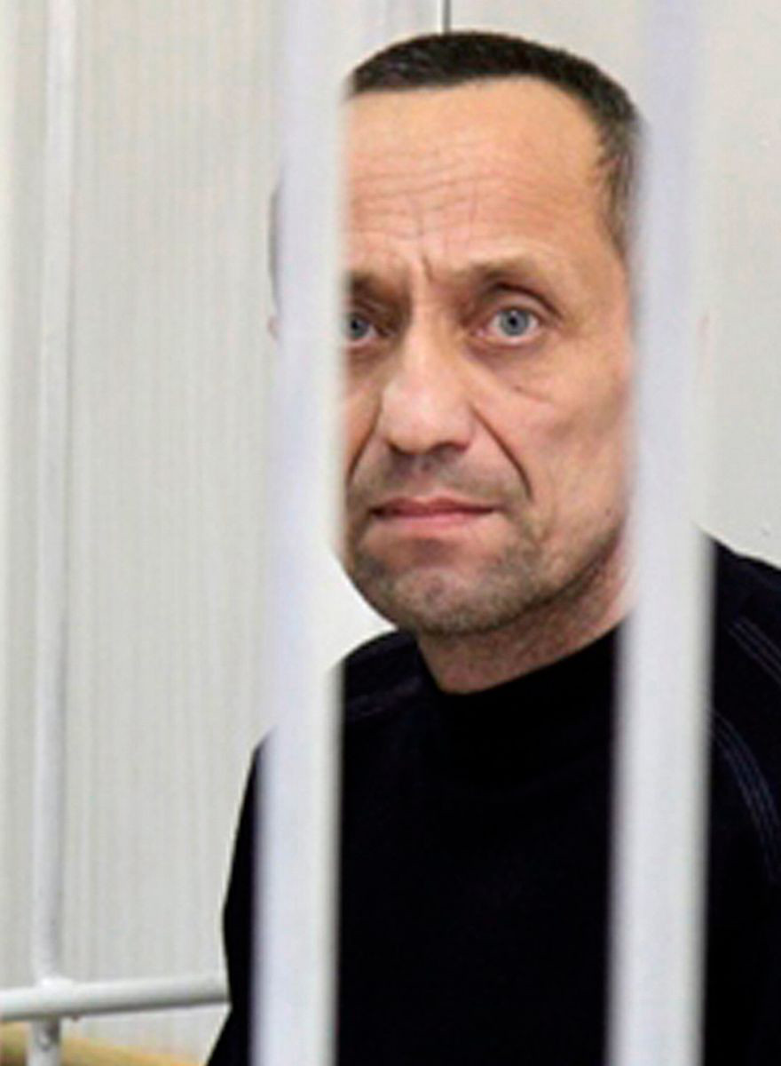Poliziotto e serial killer: il "lupo mannaro" Mikhail Popkov - Auralcrave