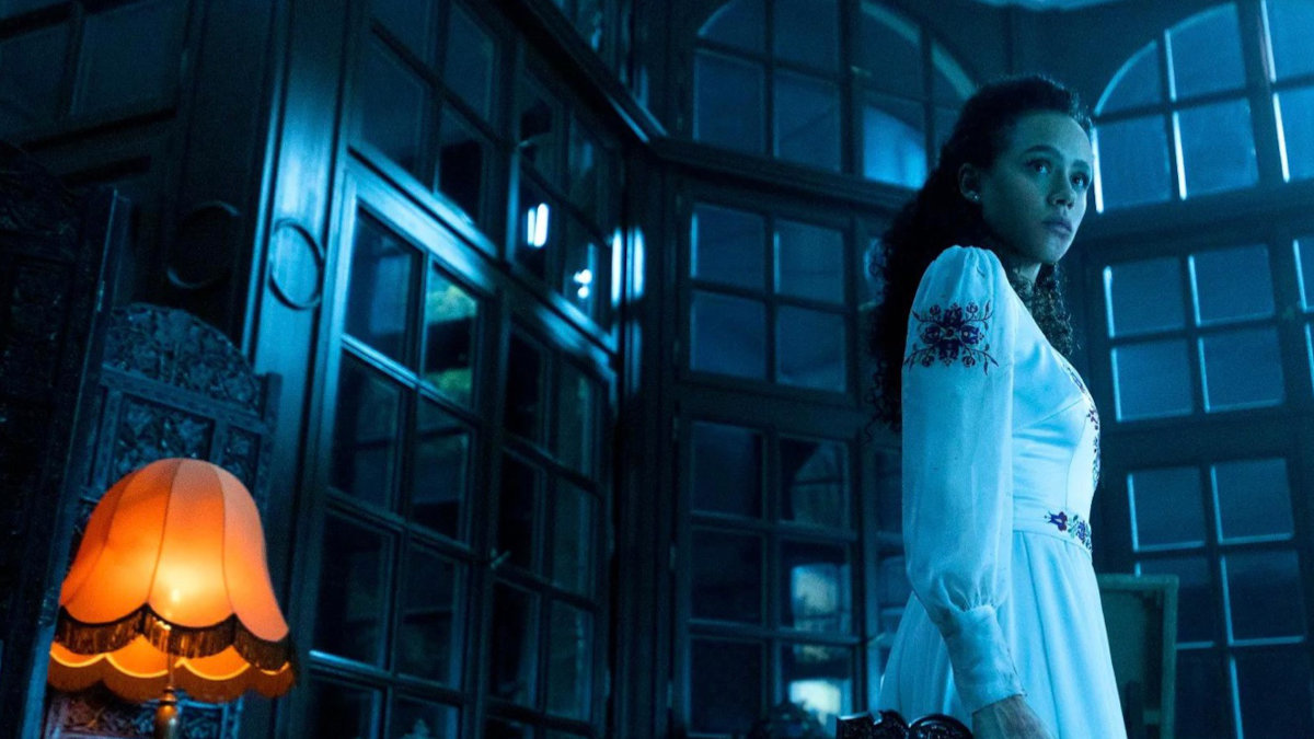 The Invitation explained: is Evie a vampire in the ending? - Auralcrave