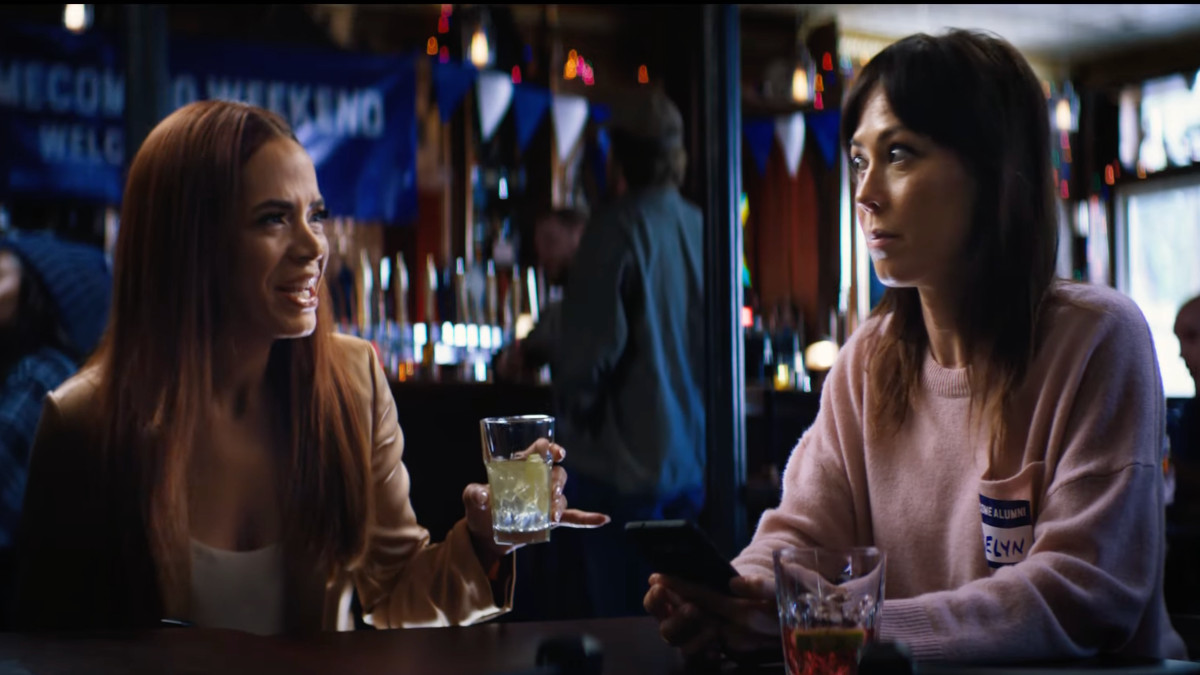 Elle Duncan, a sneaky girl in the ESPN Bet commercial - Auralcrave