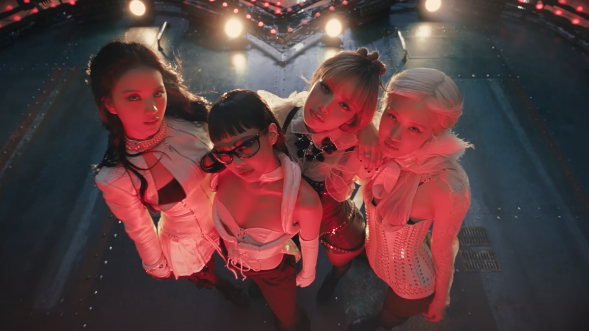 Blackpink, Jump: the song lyrics and their meaning - Auralcrave